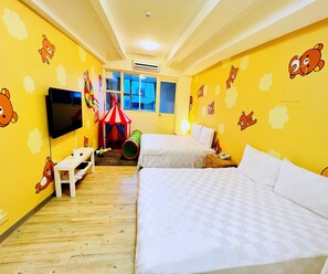 Quarto quádruplo conforto | Cofres nos quartos, cortinas blackout, quartos à prova de som