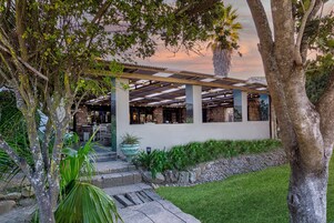 Fachada da propriedade