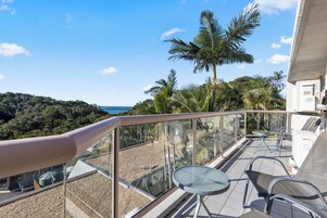 Apartamento executivo, 1 quarto, vista para o oceano | Terraço/pátio