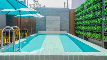 Piscina exterior