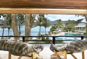 Deluxe Beach Front  | Sacada