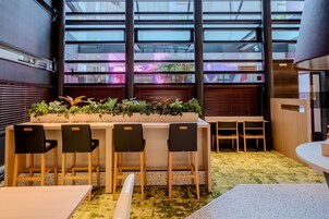 Pequenos-almoços, almoços e jantares servidos 