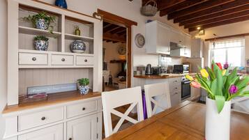 Casa de Campo Familiar, casa de banho privativa, vista para o jardim (No 8 The Granary ) | Diversos