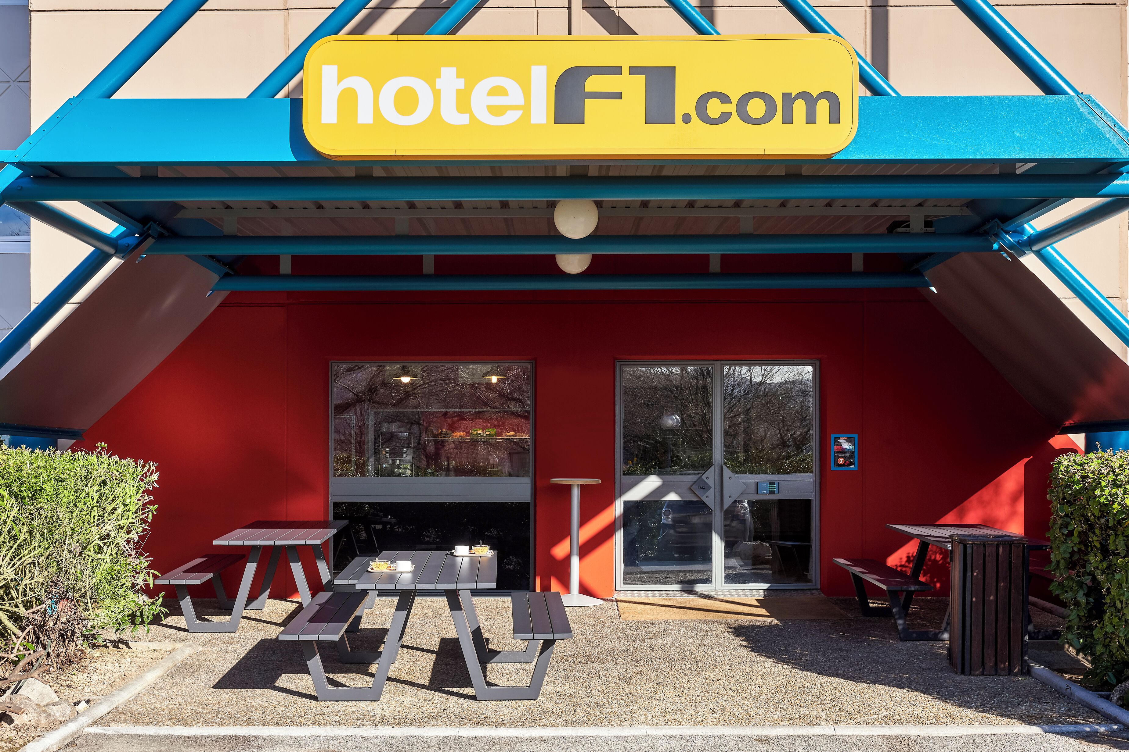 Área para churrascos e piqueniques