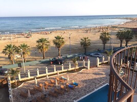 Quarto casal panorâmico, sacada, vista para o mar | Vista do quarto