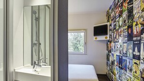 Quarto, 1 cama de casal, casa de banho privativa (Cabrio)