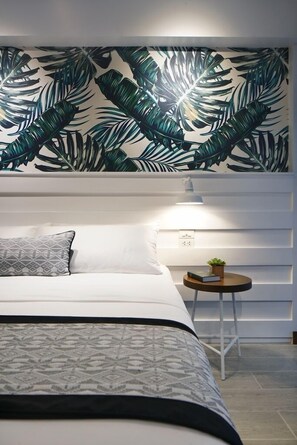 Quarto Premier | Roupa de alta qualidade, edredões de penas, camas de colchão pillowtop 