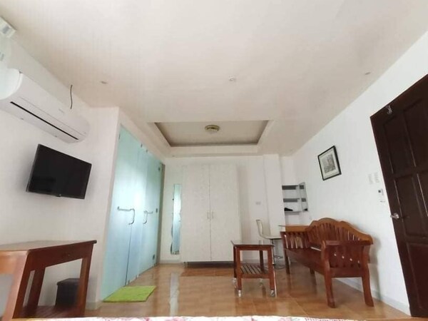 Magdalene Apartment - Balamban