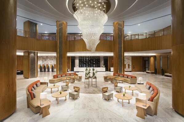 Área de estar no saguão