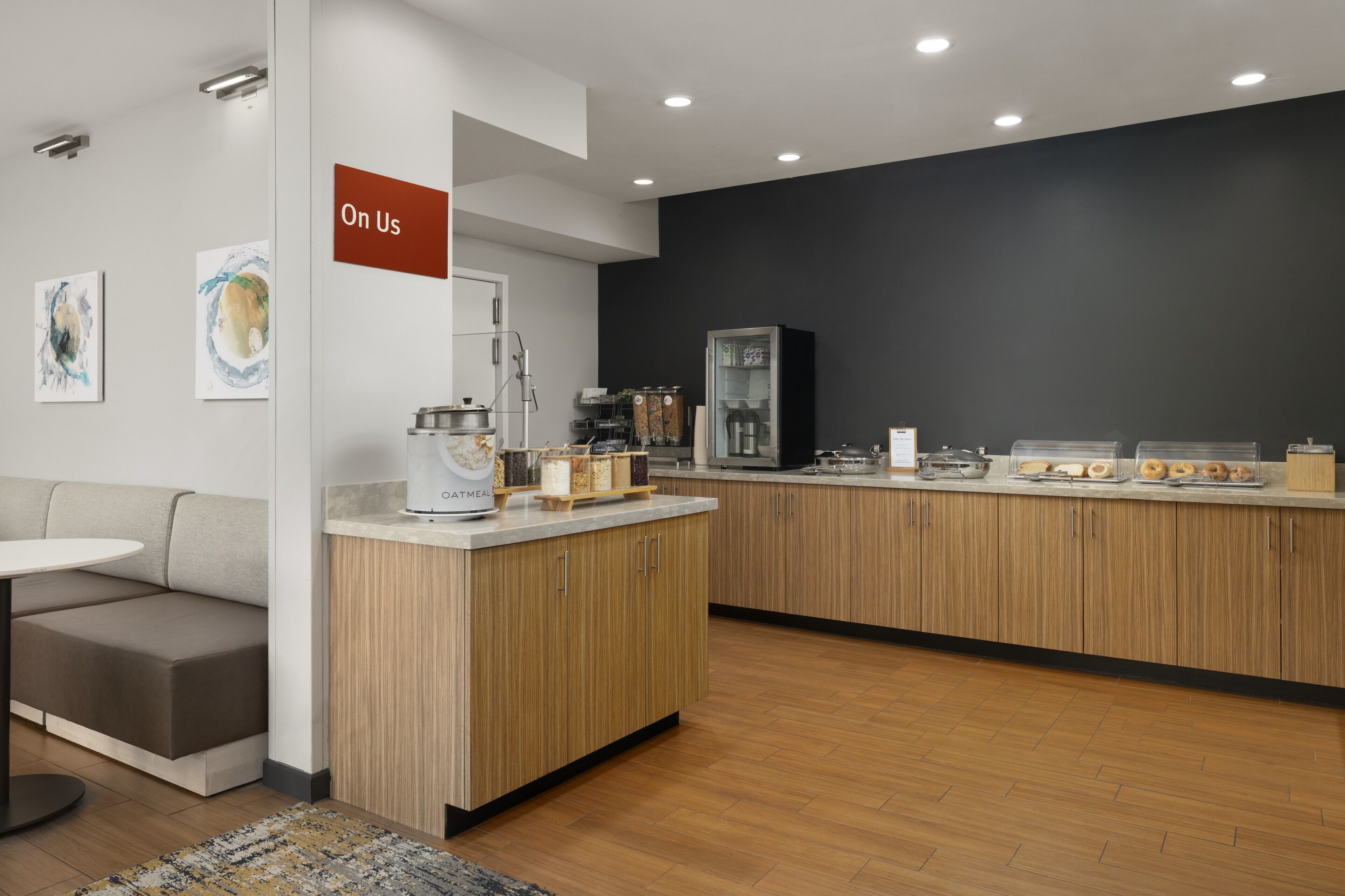 Pequeno-almoço tipo buffet diário incluído 