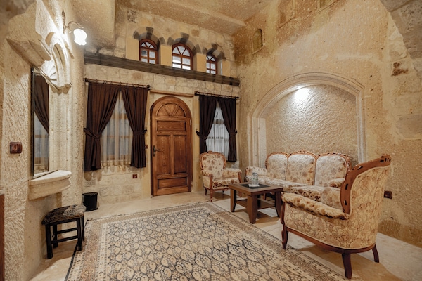 Quarto Elite | 1 quarto, cofre no quarto, com decoração personalizada