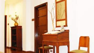 Entrada (vista interior)