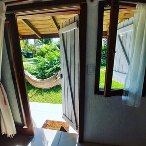 Estúdio executivo | Vista para o jardim