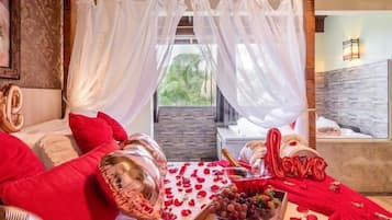 Suíte premium | Escrivaninha, cortinas blackout, quartos à prova de som