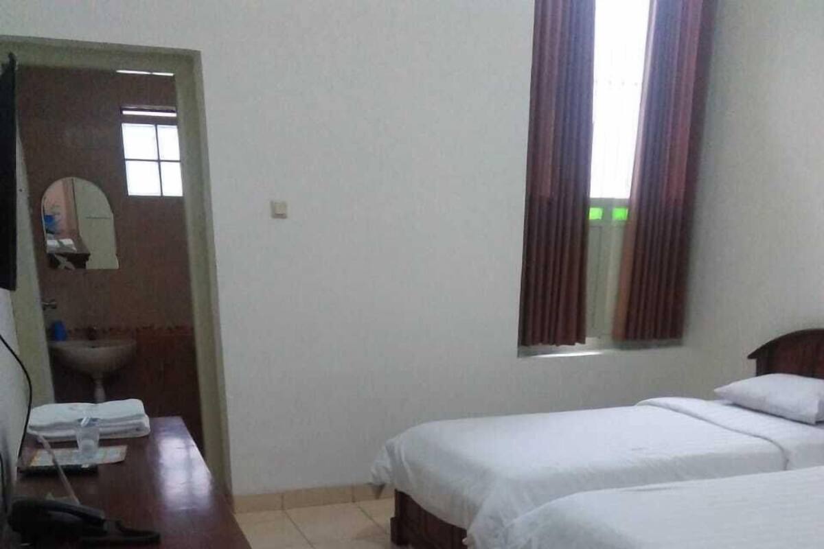 Quarto luxo | 1 quarto, escrivaninha, quartos à prova de som