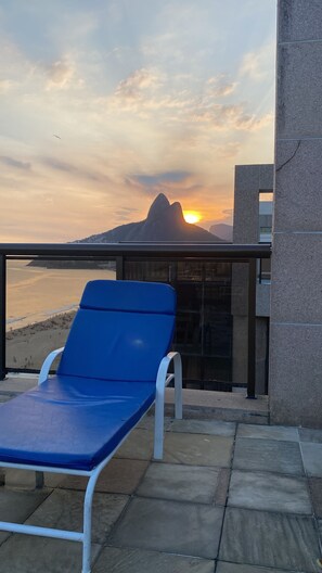 TV de tela plana 32 polegadas com canais a cabo, TV