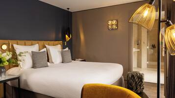 Prestige room, balcony | Minibar, cofre no quarto, secretária, quartos insonorizados