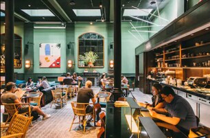 Pequeno-almoço preparado no momento diário (23 EUR por pessoa) 