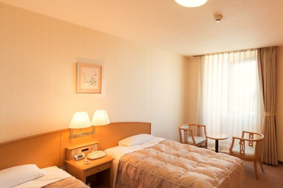 Escrivaninha, Wi-Fi de cortesia, roupa de cama