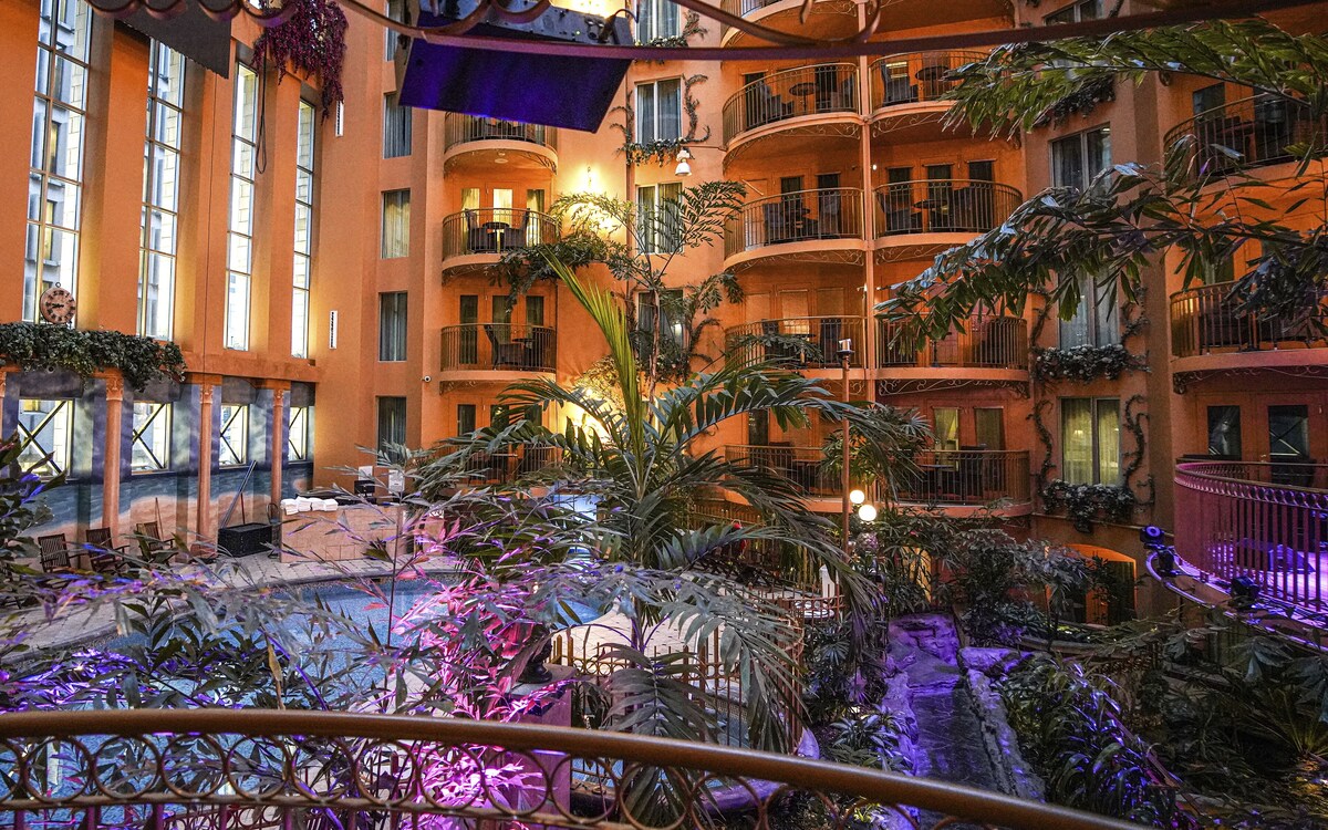 Hôtel Palace Royal Centre-Ville par JARO – Avis, offres et photos 2026 ...