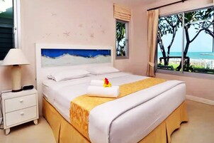 Beachfront Villa | Frigobar, escrivaninha, cortinas blackout