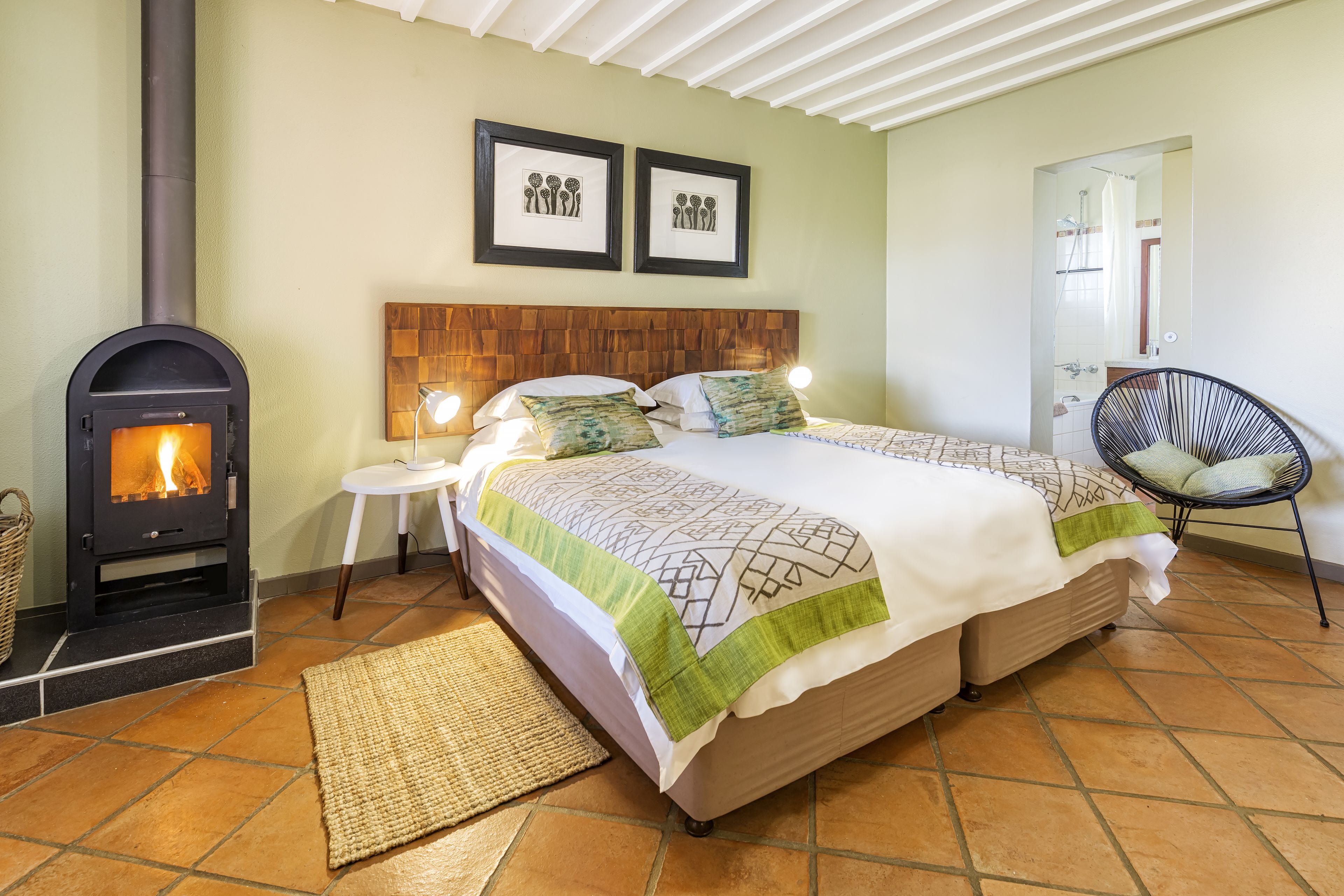 Quarto Deluxe | Com decoração personalizada, com mobília individualizada 