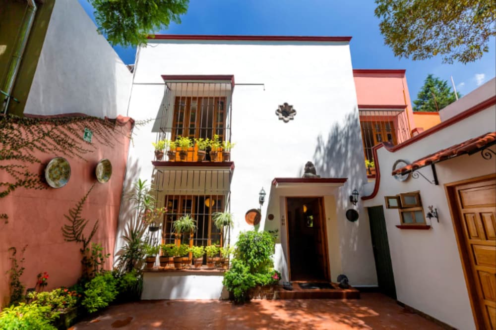 Casa Jacinta Guest House - Mexico City