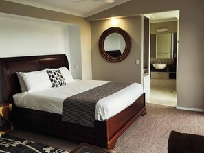 Cabana luxo, 1 cama King, banheira de imersão, vista para a montanha | Roupas de cama premium, quartos à prova de som
