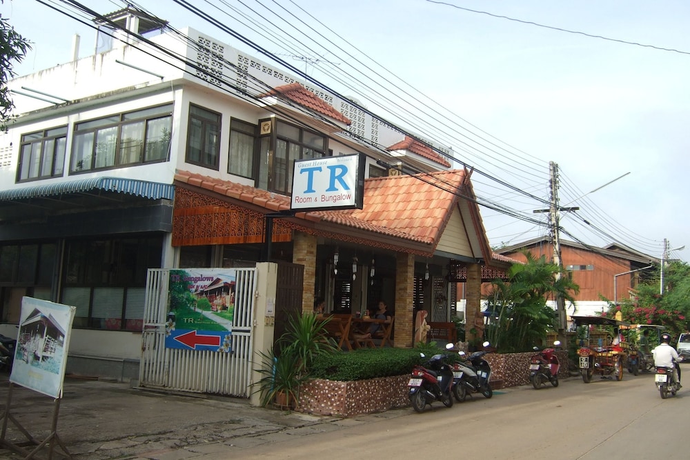 Tr Guesthouse - Thani