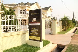 Entrada da propriedade