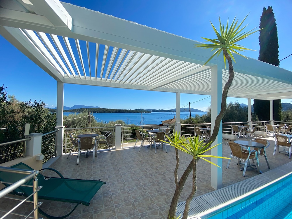 Oasis Hotel - Lefkada
