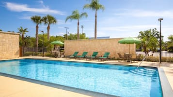 Piscina externa