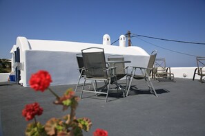 Villa 3 bedrooms view by the sea | Terraço/pátio
