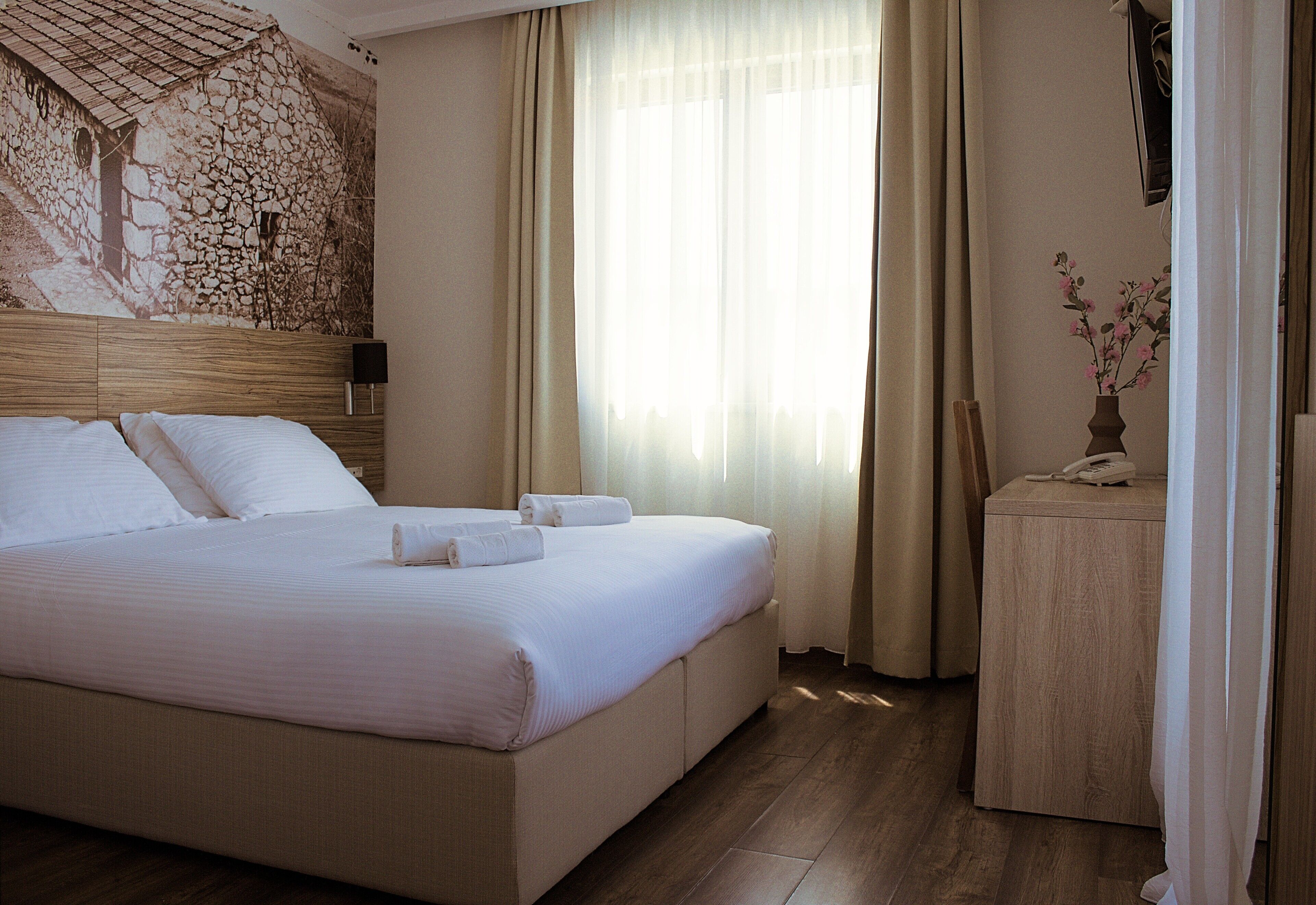 Quarto Duplo Standard para 1 Pessoa, Vista para a cidade | Lençóis italianos Frette, roupa de alta qualidade 