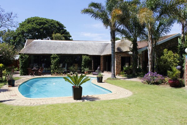 Amani Guest Lodge - Port Elizabeth