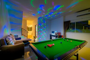 Three Bedrooms Home With Private Pool | Bilhar