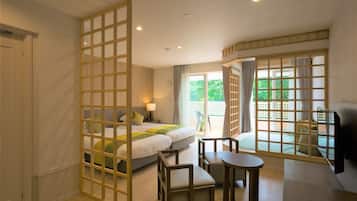 Quarto superior, para não fumantes (Main Building, With daybed) | Escrivaninha, Wi-Fi de cortesia, roupa de cama