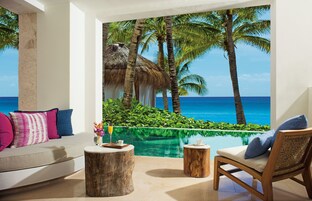 Preferred Club Master Suite Swim Out Ocean Front | Terraço/pátio interior