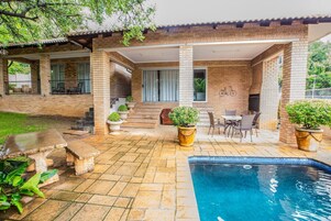 Piscina externa