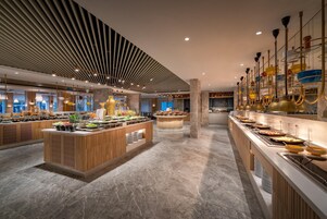 4 restaurantes, pequenos-almoços servidos, cozinha italiana 