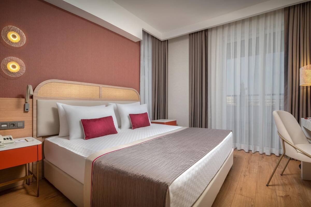 Anex Superior Land View | Roupas de cama premium, frigobar (abastecido com itens grátis)