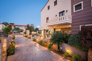 Fachada da propriedade