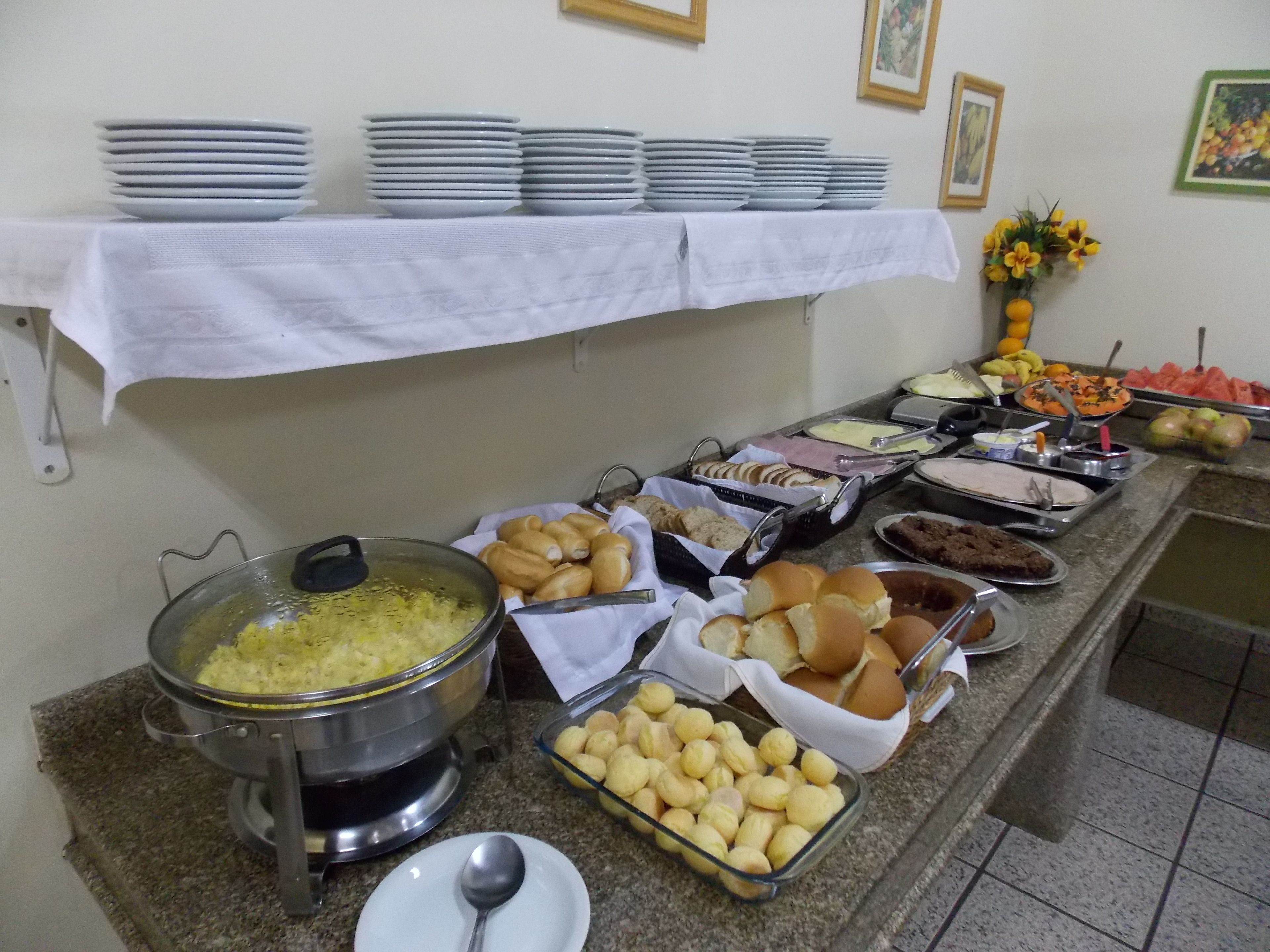 Pequeno-almoço tipo buffet incluído 