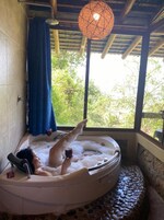 Apartamento de Luxo, 2 quartos, vista para o mar, em frente ao mar | Casa de banho | Produtos de higiene exclusivos, sabão, champô, papel higiénico 