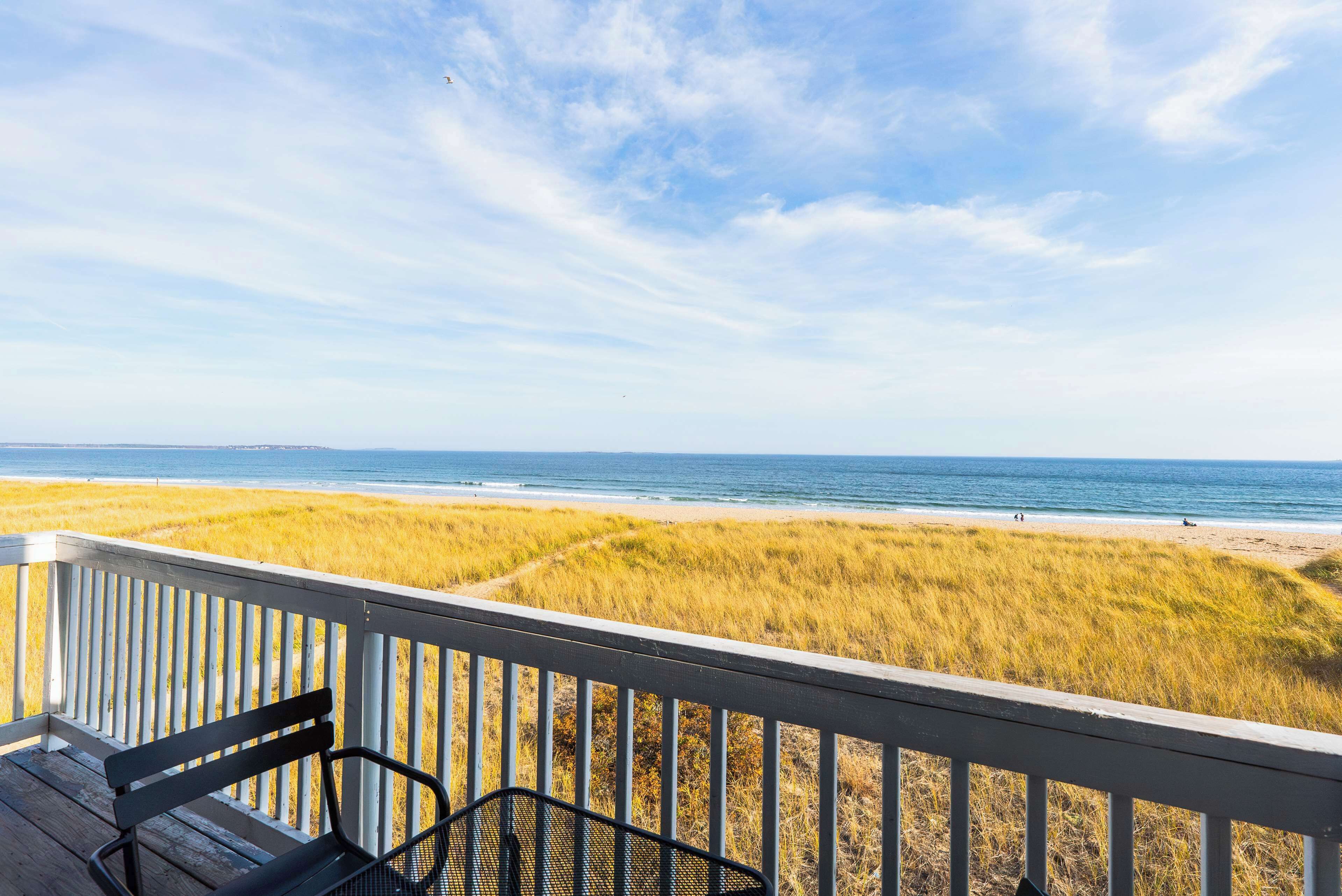 Quarto Deluxe, junto ao mar (Oceanfront Two Queens, 2nd Floor) | Vista do quarto