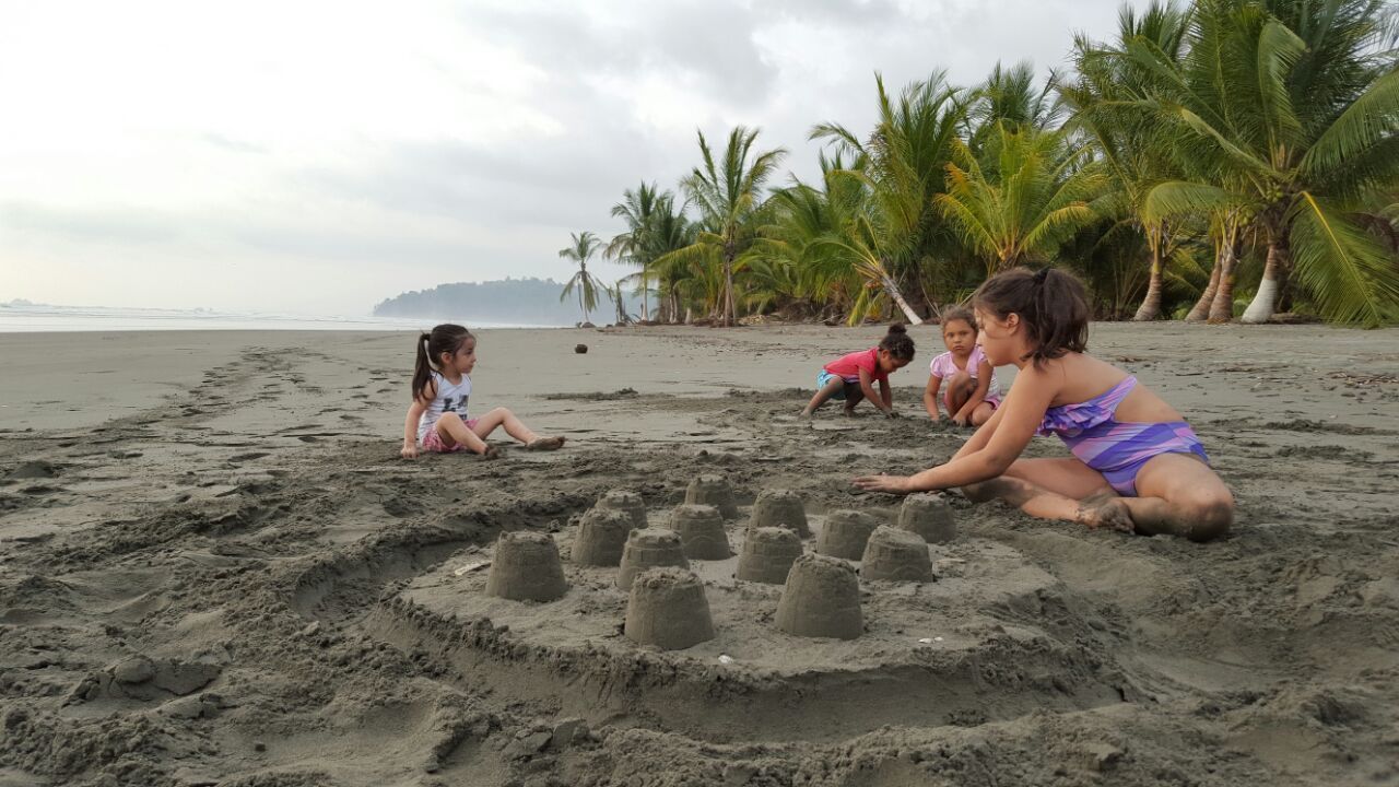 Área de recreio para crianças (ao ar livre)