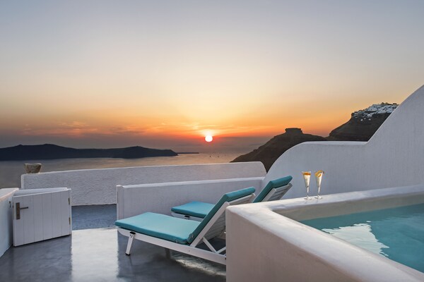 奥拉套房酒店 - 聖托里尼