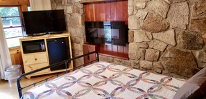 Quarto Tradicional, 1 cama queen-size, não fumadores | Lençóis de algodão egípcio, roupa de alta qualidade 