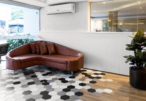 TV LCD 36 polegadas com canais a cabo, TV