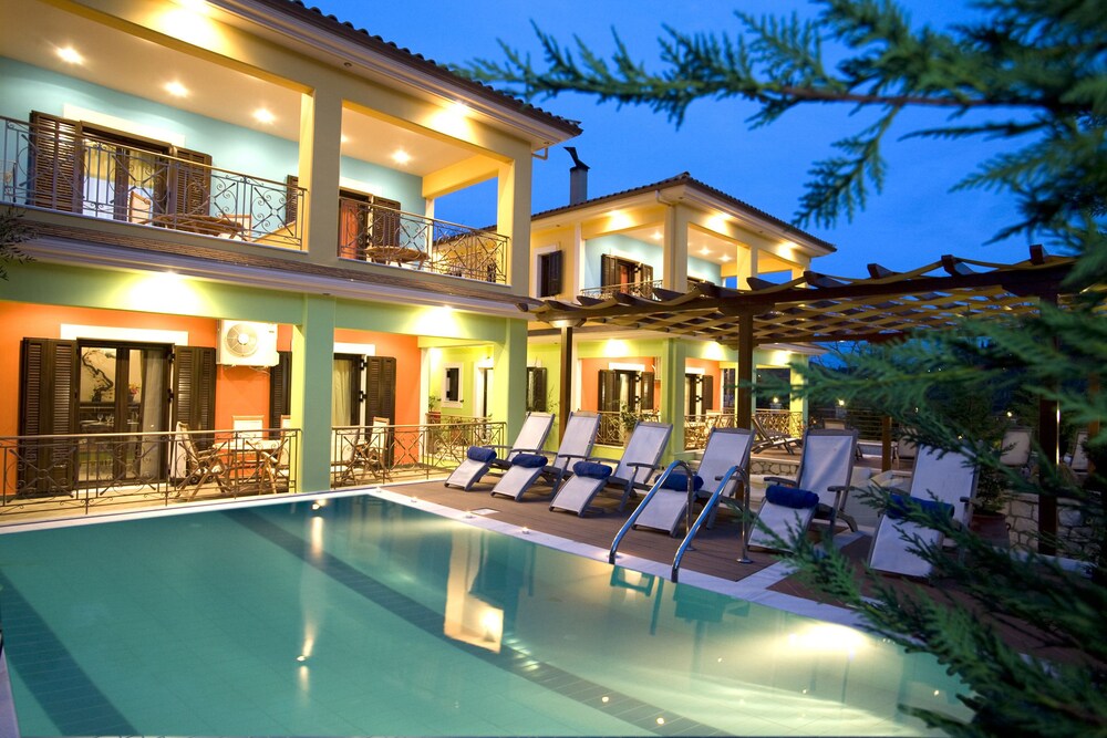 プレステージ ヴィラズ - レフカダ島